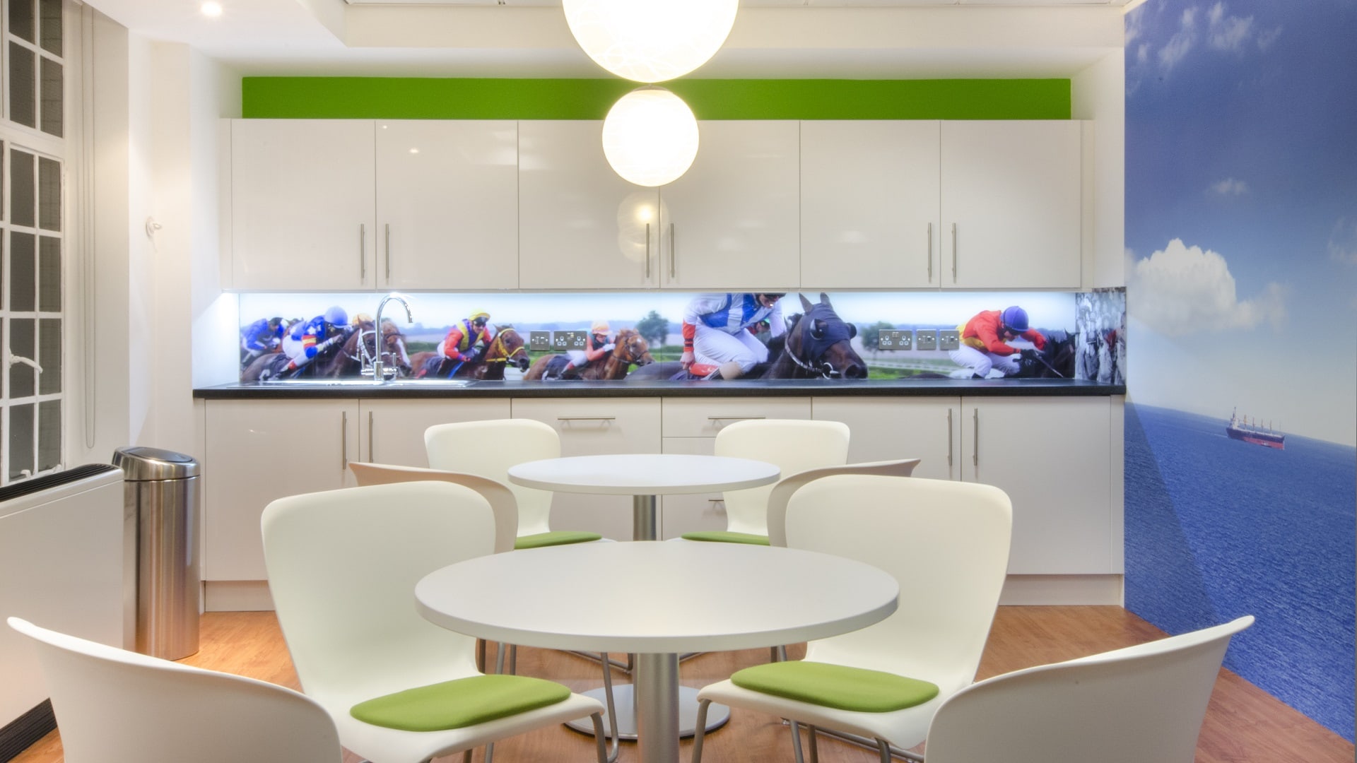 Office Design, Fit Out & Refurbishment UK - Business Interiors